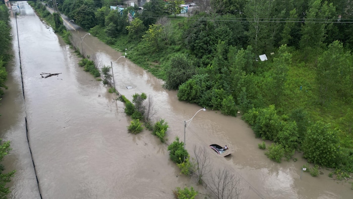 EN PHOTOS – Pluies torrentielles : une accumulation record s’abat sur ...