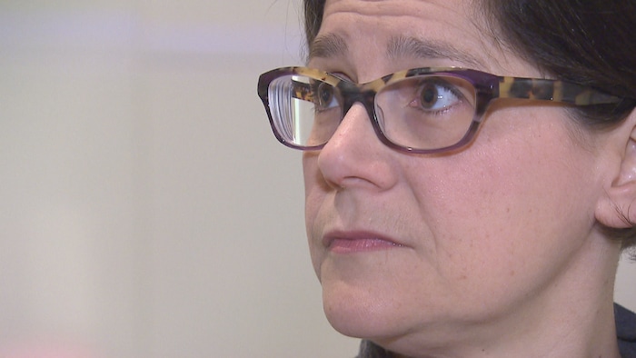 34B, l’histoire des femmes par leurs dessous | Radio-Canada