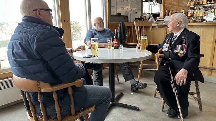 100 ans pour l’ancien combattant de la Deuxième Guerre mondiale Jacques ...