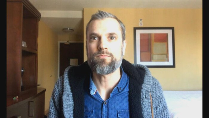 « On se préparait au pire » : un passager raconte un atterrissage d ...