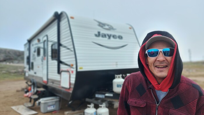 Des résidents d’Iqaluit dénoncent la hausse des tarifs de taxi | Radio ...