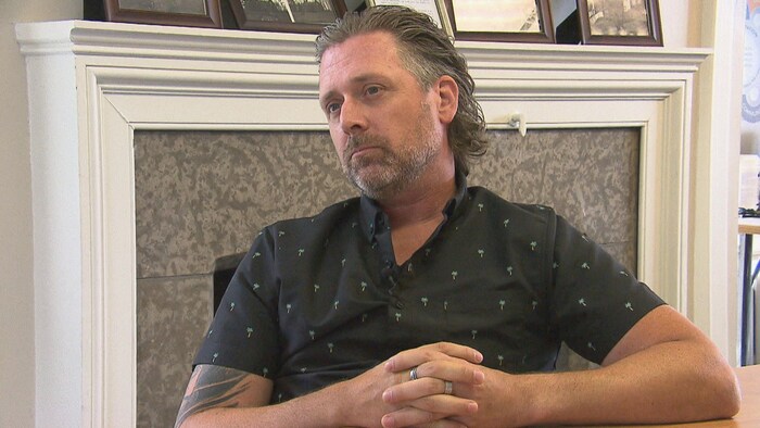 René Cochaux retrouve de nouveaux pans de son histoire | Radio-Canada
