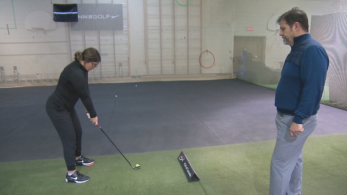 Le meilleur prof de golf du Canada est un francophone qui enseigne à ...