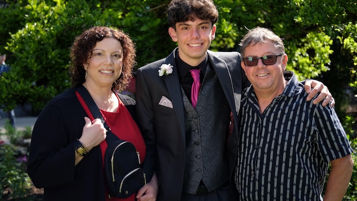 Le blues de parents face au syndrome du nid vide | Radio-Canada