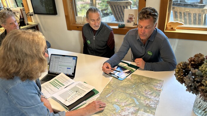 Élections serrées en Colombie-Britannique | Radio-Canada