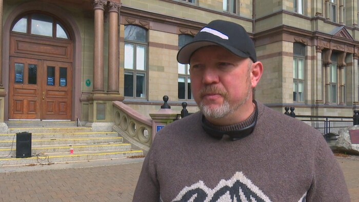 Une marche en soutien aux sans-abri à Halifax | Radio-Canada