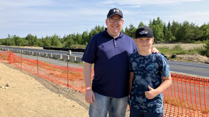 Des amateurs de vitesse se réunissent à Rouyn-Noranda | Radio-Canada