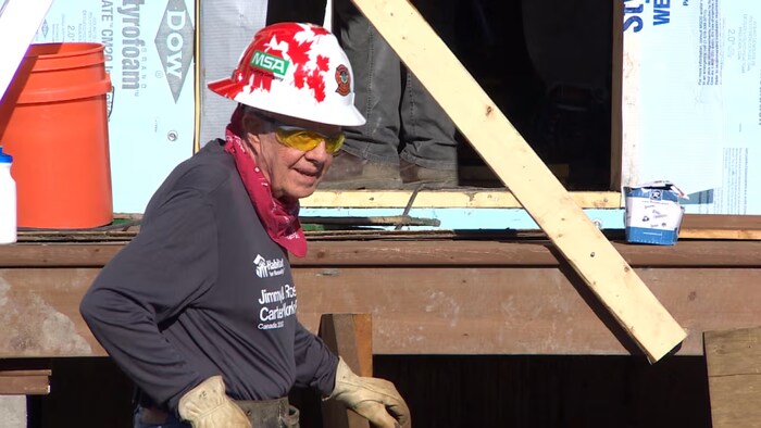 Jimmy Carter : président américain et… bâtisseur de maisons au Canada ...