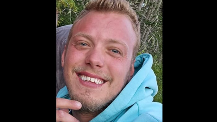 Deux ans moins un jour de prison pour Johnathan Racette | Radio-Canada