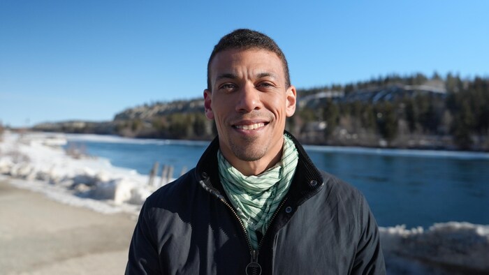 Jonathan Pedneault défend la décision de ses candidats de ne pas ...