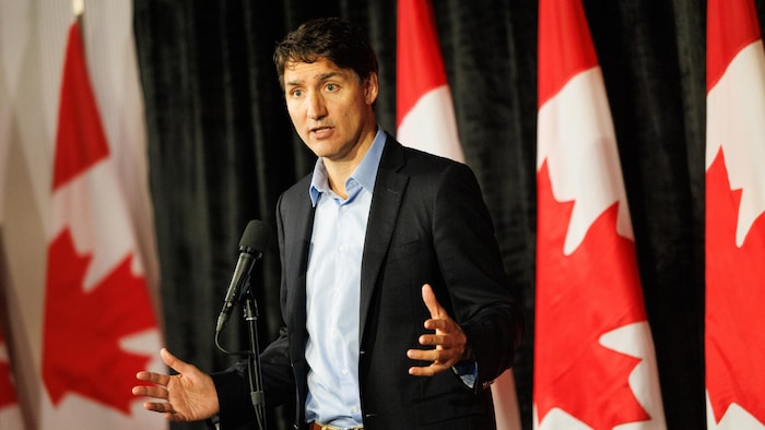 Travailleurs temporaires : « C’est le moment d’embaucher des Canadiens », dit Trudeau | Radio-Canada
