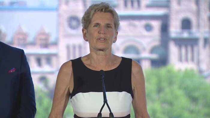 Kathleen Wynne combative malgré tout | Radio-Canada