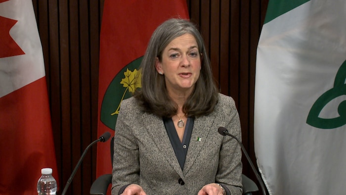 Kelly Burke n’est plus commissaire aux services en français de l ...