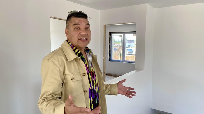 De nouveaux toits pour les Innus de Uashat mak Mani-utenam | Radio-Canada