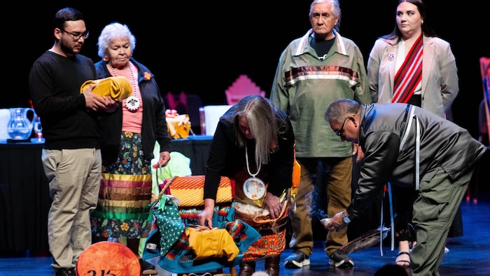 Une commission d’enquête indépendante sur les enfants autochtones ...