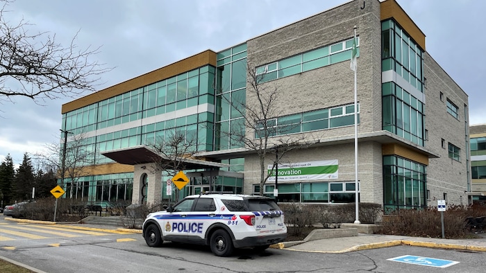 Des menaces ont perturbé les cours au collège La Cité et dans des ...
