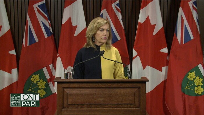 À quelques semaines de l’hiver, les hôpitaux de l'Ontario sont pleins à ...