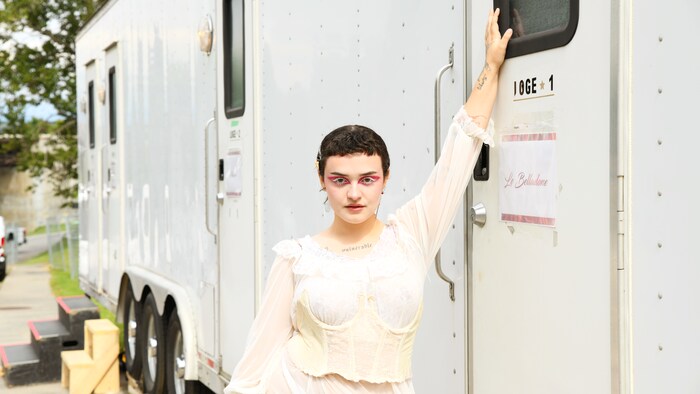 Sur la route avec la relève au Festival La Noce : Le Belladone, BAIE et ...