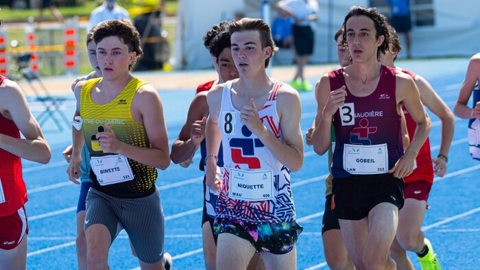 Des médailles et des souvenirs à la tonne aux Jeux du Québec | Radio-Canada