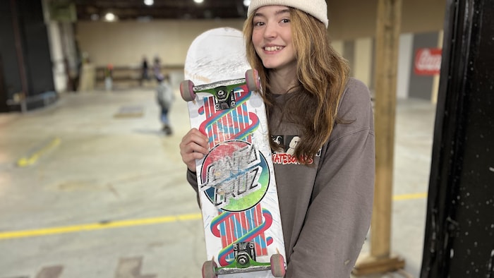 Une adolescente de Lévis s’illustre en planche à roulettes | Radio-Canada