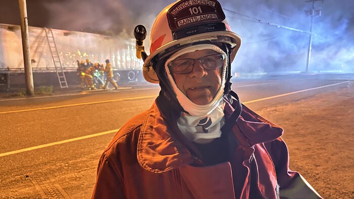 L’incertitude plane au lendemain de l’incendie d’une scierie centenaire en Beauce | Radio-Canada