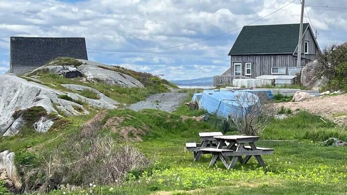L’accès à une cabane de pêcheurs historique à Peggy’s Cove fait l’objet ...