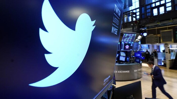 Twitter va en justice pour forcer Elon Musk à la racheter | Radio-Canada