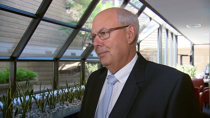 Vers une réduction de la télémédecine au Québec | Radio-Canada