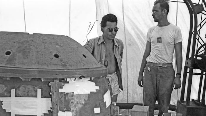 Quand un physicien winnipégois travaillait sur la bombe atomique avec ...