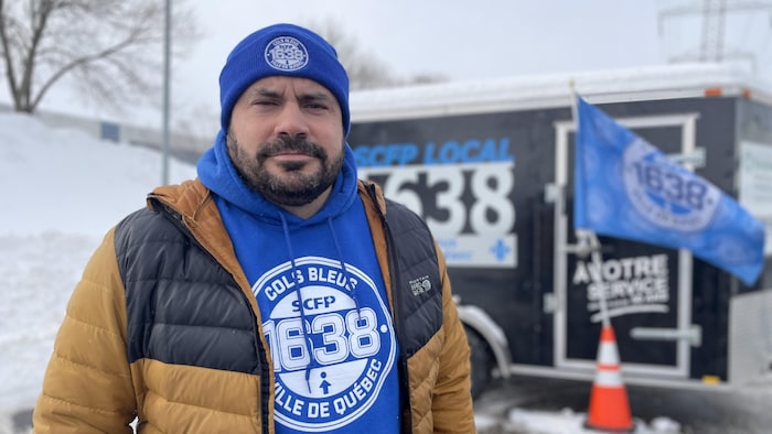 Pas de progrès dans les négociations avec les cols bleus : la grève ...