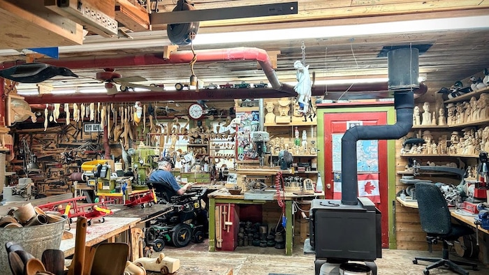 Des jouets en bois pour les enfants malades à Edmundston | Radio-Canada