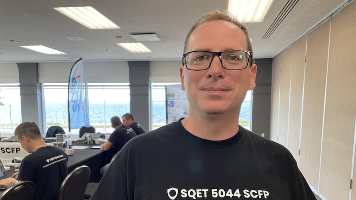 700 nouvelles offres de départ chez Telus | Radio-Canada