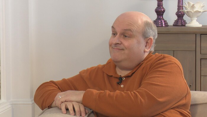 Un ancien employé du CHR critique la prime de 5 % qui sera offerte aux ...