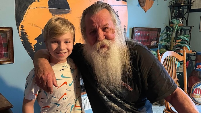 Last call pour Cayouche à Maisonnette | Radio-Canada