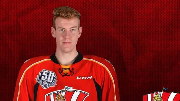 Le gardien Lucas Fitzpatrick suspendu par le Drakkar | Radio-Canada