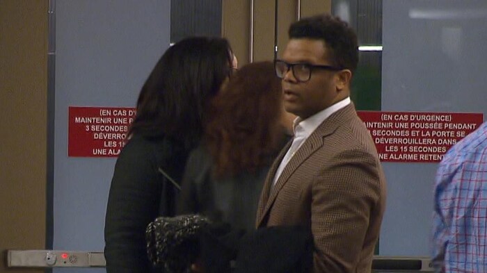 Accusé d’agression sexuelle, Luck Mervil plaide non coupable | Radio-Canada