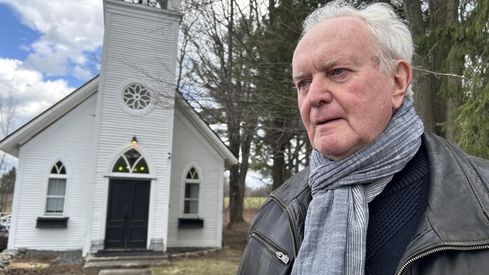 Un couple de Sutton transforme une église anglicane en gîte touristique ...