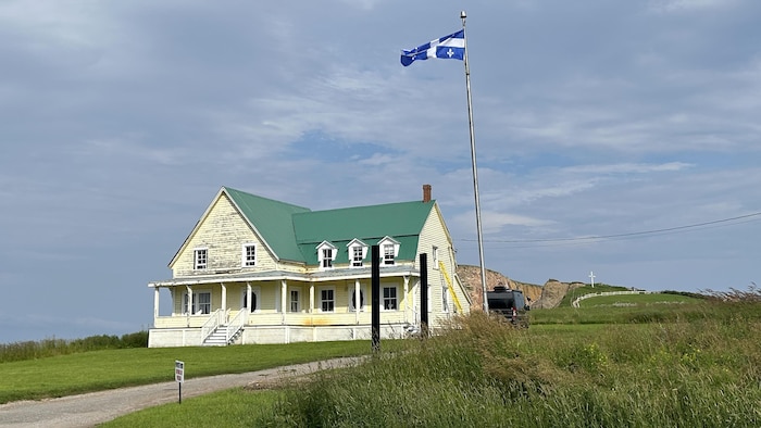 Ricardo à la rescousse de la maison Biard, à Percé | Radio-Canada