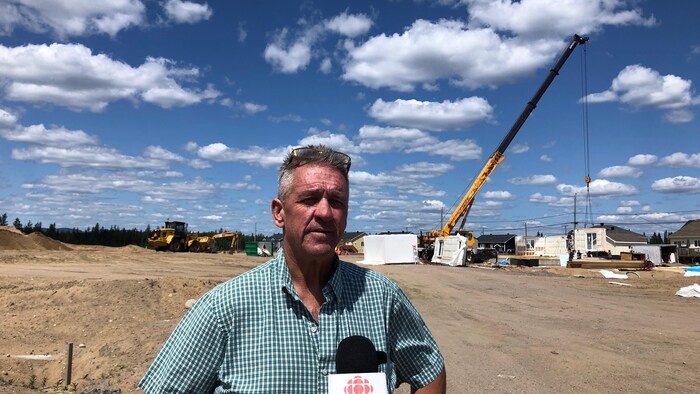 Un projet immobilier ralenti par le manque de matériaux à Uashat mak ...