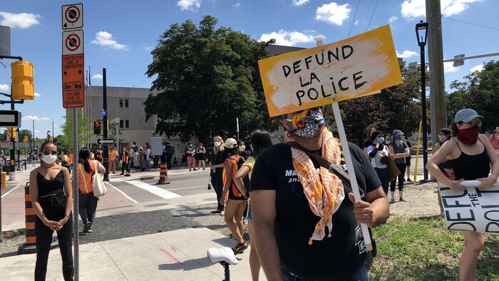 Le coroner ouvre une enquête sur la mort d’Abdirahman Abdi | Radio-Canada