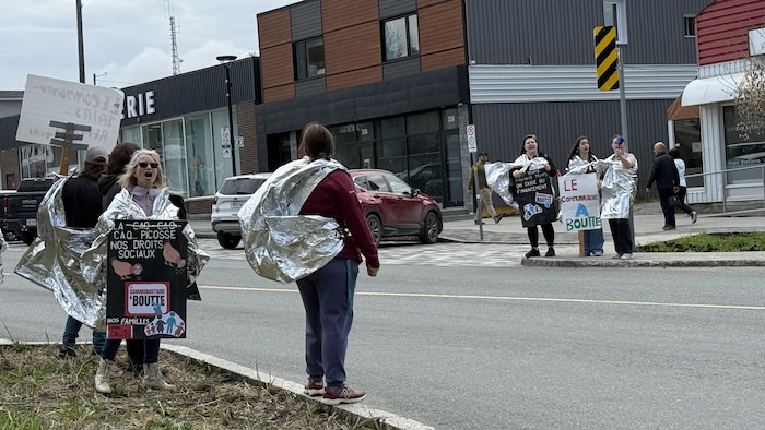 Toujours « à boutte », le milieu communautaire poursuit sa mobilisation ...