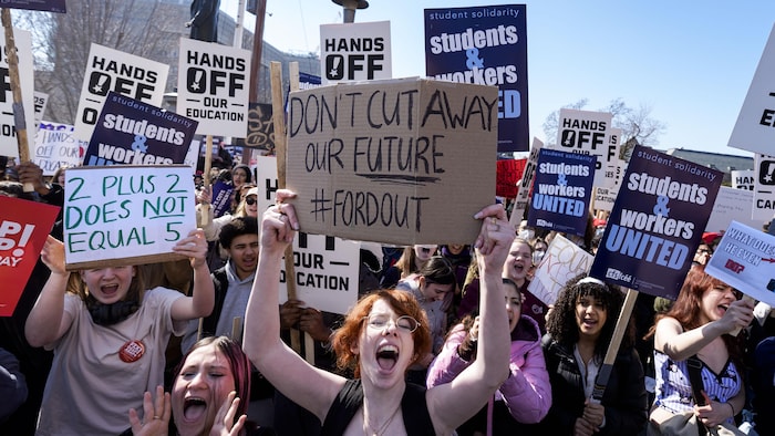 Qui sont les étudiants qui ont manifesté contre le dégel des droits de ...