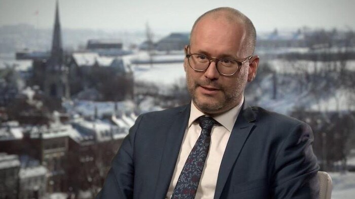 Québec hésite à sévir contre des RPA en faute, constate le Protecteur ...