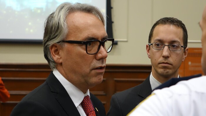 STS : les élus attristés par la démission de Marc Denault | Radio-Canada