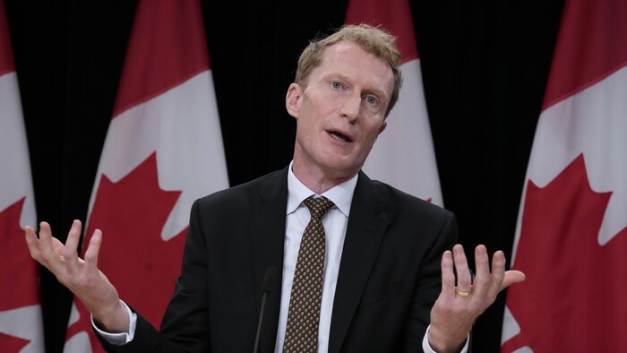 On a attendu « un peu trop longtemps pour ralentir » l’immigration ...