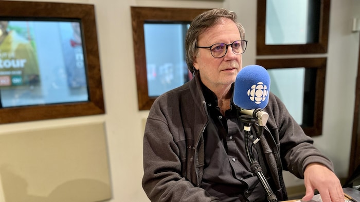 Il réclame des renseignements sur les intrants à la Fonderie Horne, l’entreprise refuse | Radio ...