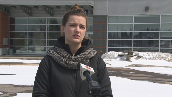L'annulation de stages provoque la déception | Radio-Canada
