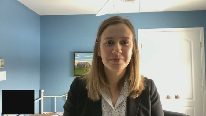 Un avocat de Gatineau conteste en Cour supérieure la loi sur le couvre ...