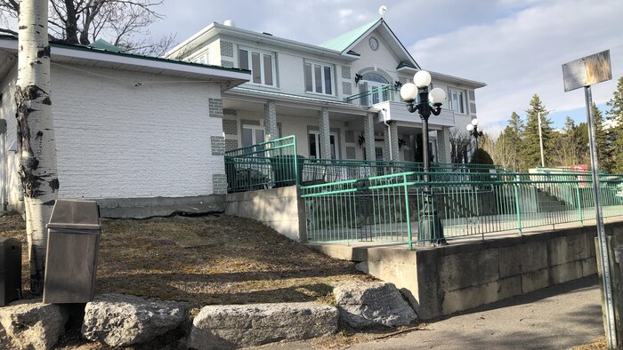 Un restaurant, un bar et de l’hébergement pour la marina de Shipshaw ...