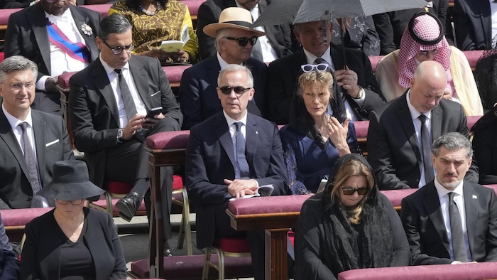 À Rome, Carney rencontre le pape et s’entretient avec J.D. Vance ...